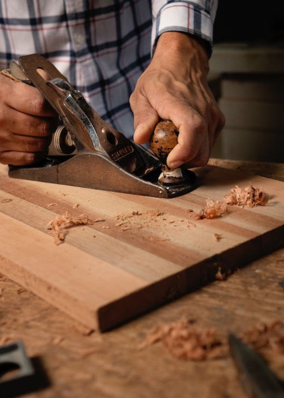 The Best Hand Held Wood Planer: A Comprehensive Product Review